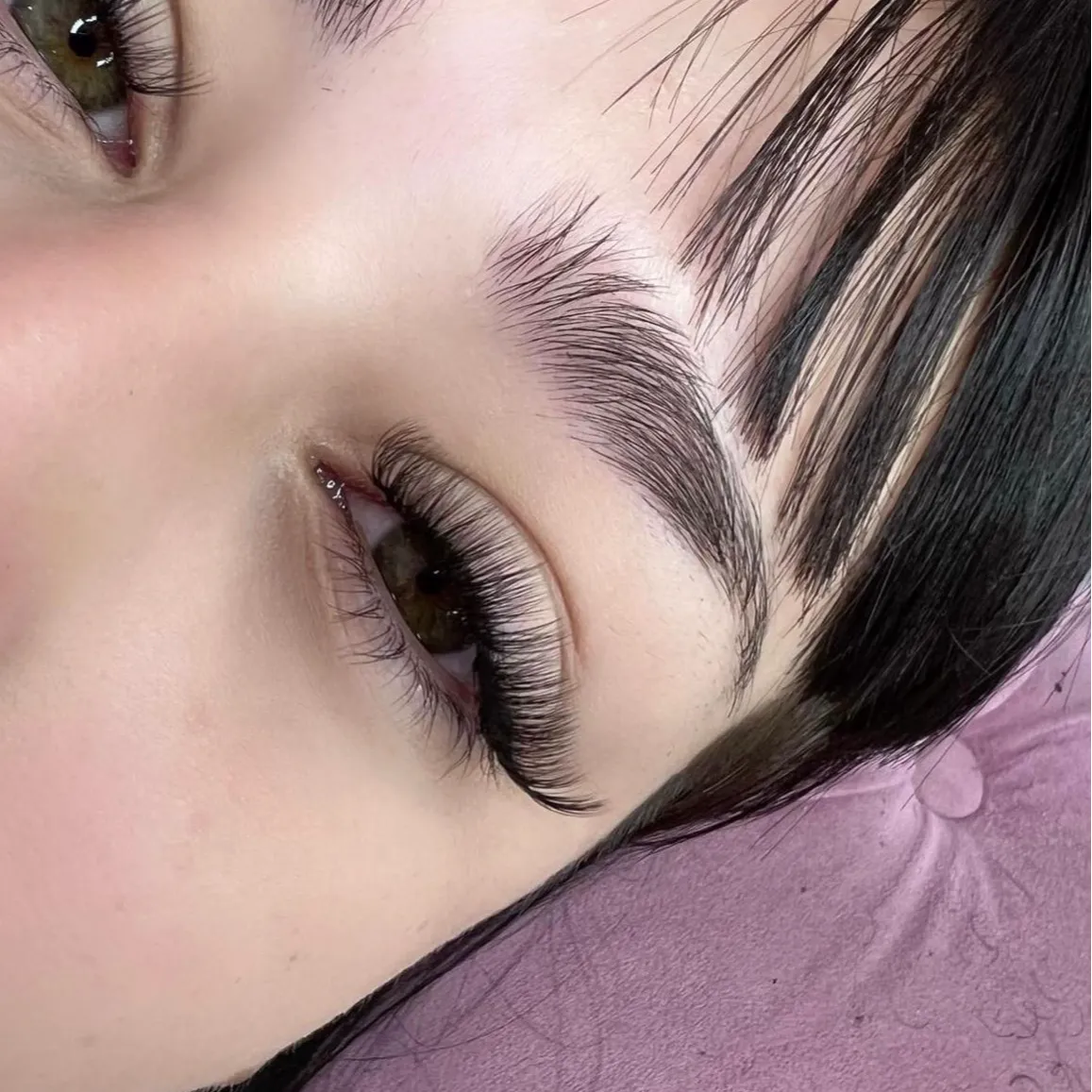 Extensión de pestañas - Volumen Cat Eye Premium | LASHES ZO