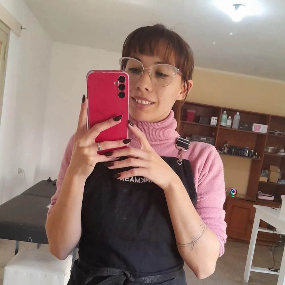 Mica Nails - Servicios adecuados a tus necesidades | Ágora
